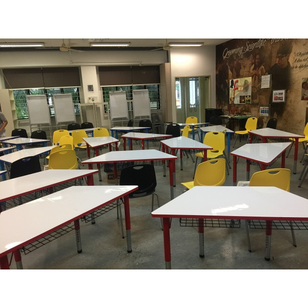 Whiteboard and Blackboard-MagneticWhiteboard on Table-7